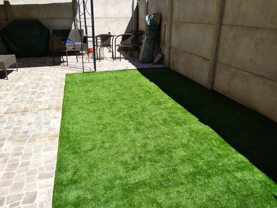 Instalación de Pasto Sintético en Tierra — Piso Maestro